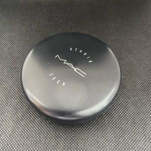 MAC Cosmetics Makeup | Mac Studio Tech Cream Compact Foundation Nw35 ...